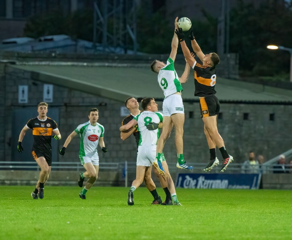 Stacks See Off Na Gaeil with Strong Finish